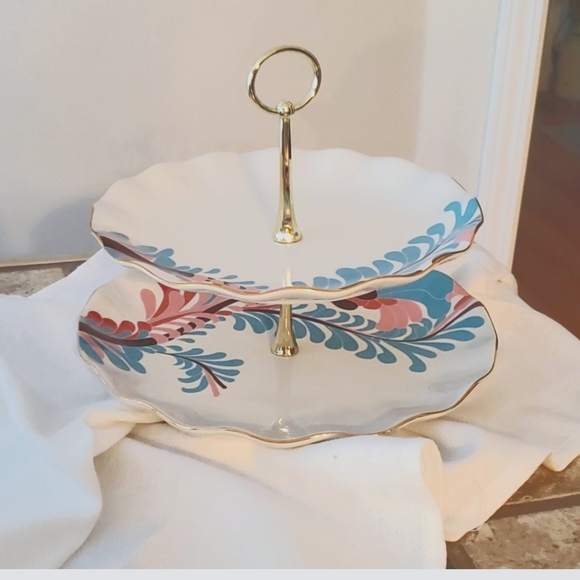 kate spade | Dining | Kate Spade Gwinnett Lane 2tier Serving Tray ...